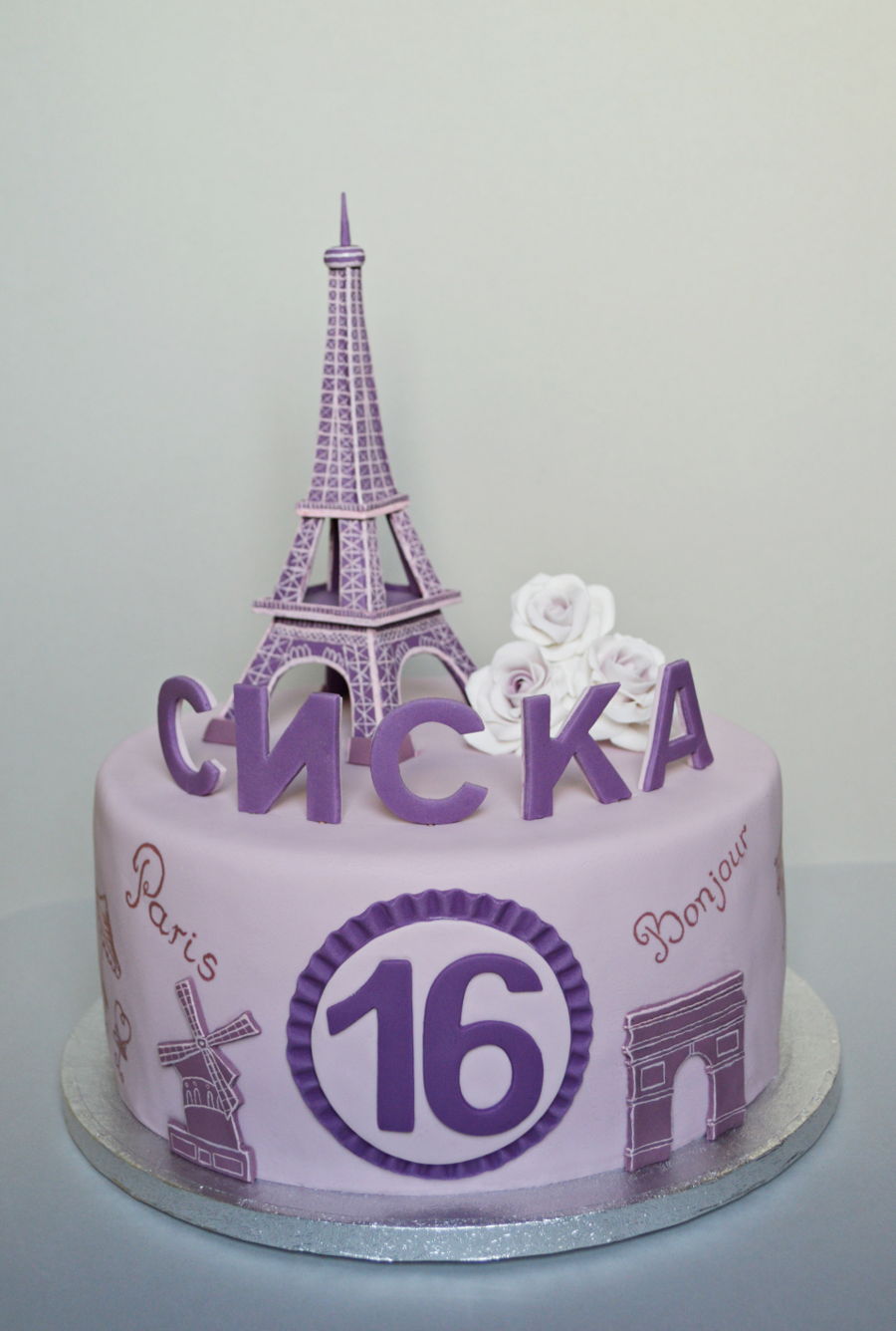 Paris Cake - CakeCentral.com