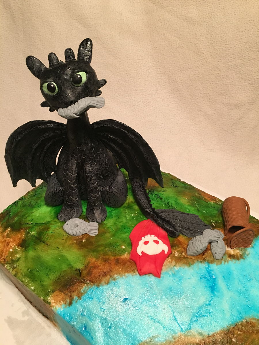 Toothless Cake - CakeCentral.com