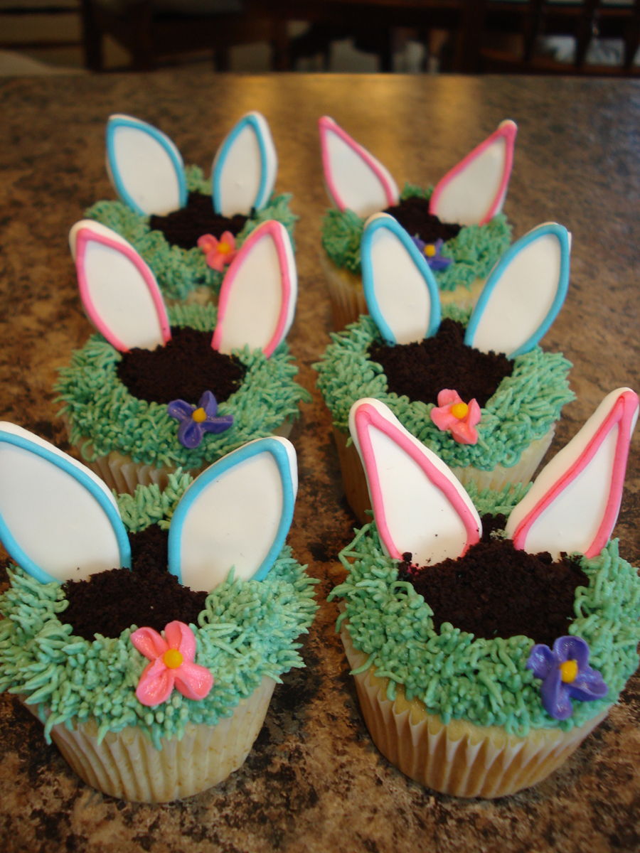 Bunny Cupcake - CakeCentral.com