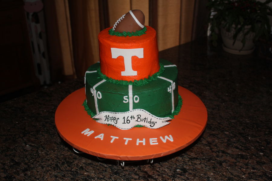 Ut Football Cake - CakeCentral.com