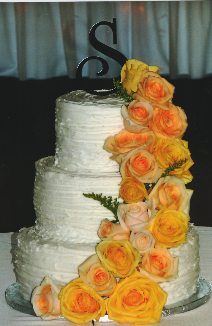 Yellow Rose Cascade - CakeCentral.com