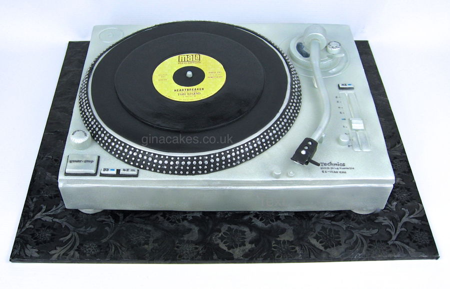 Technics Record Deck Cake - CakeCentral.com