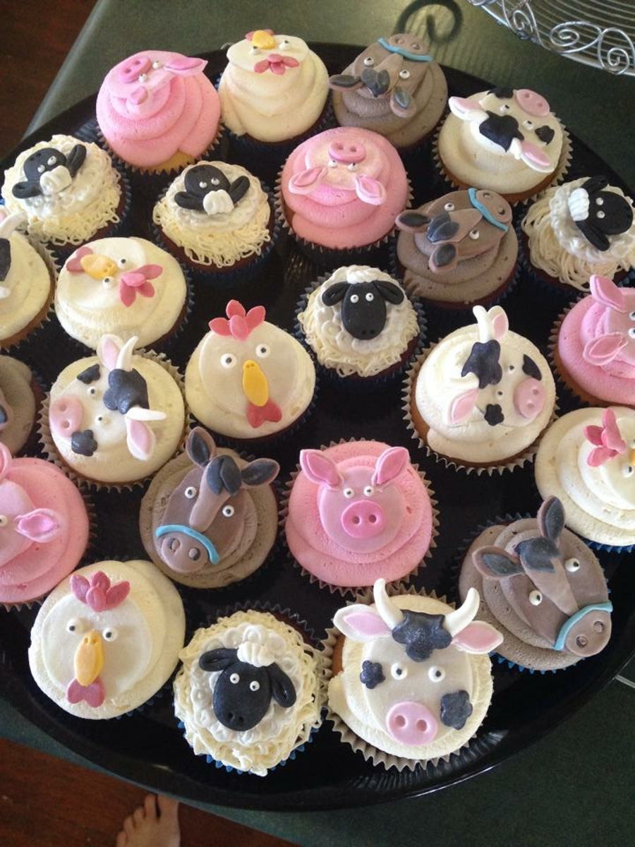 Farm Animals - CakeCentral.com