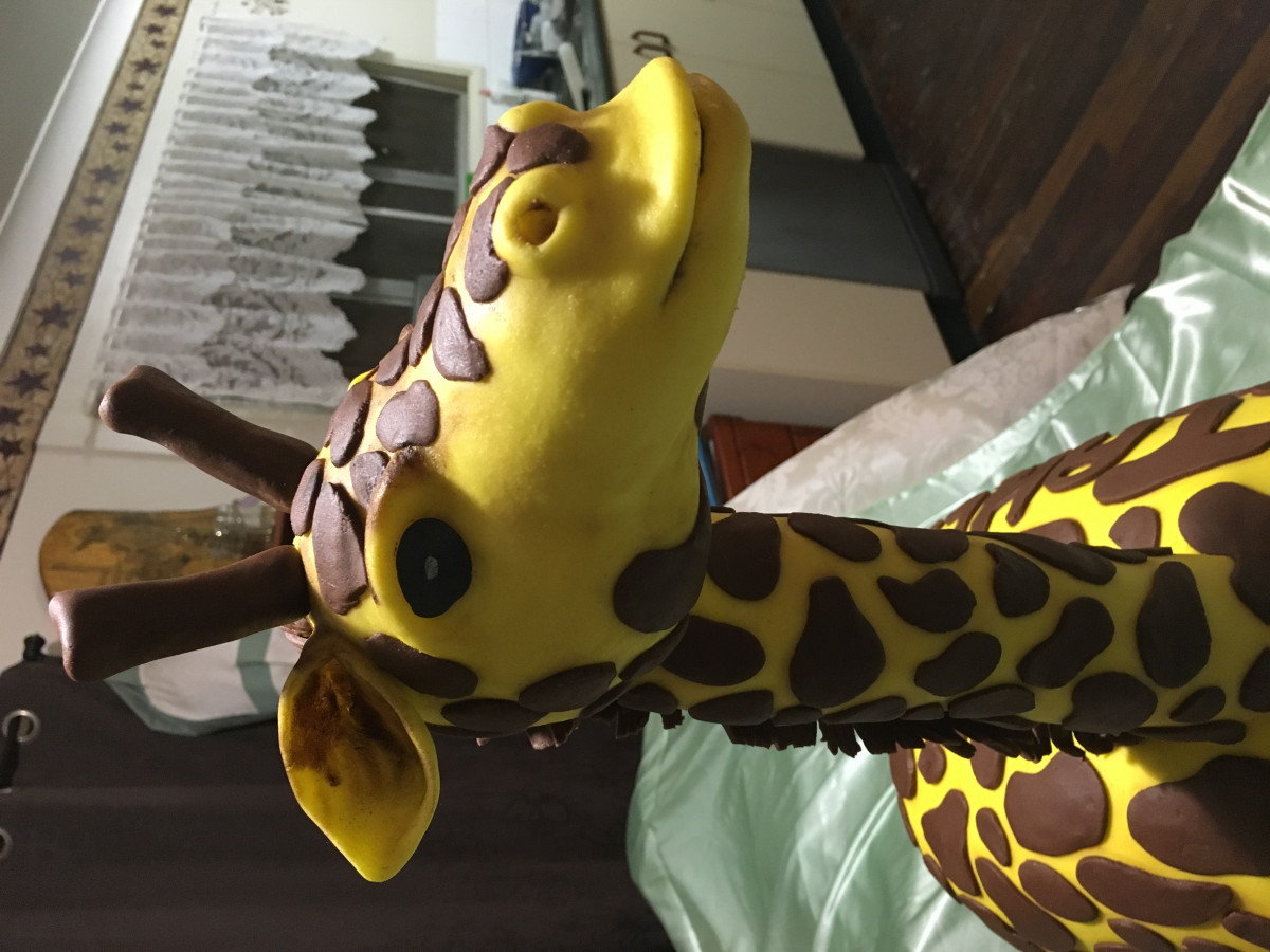 Giraffe - CakeCentral.com