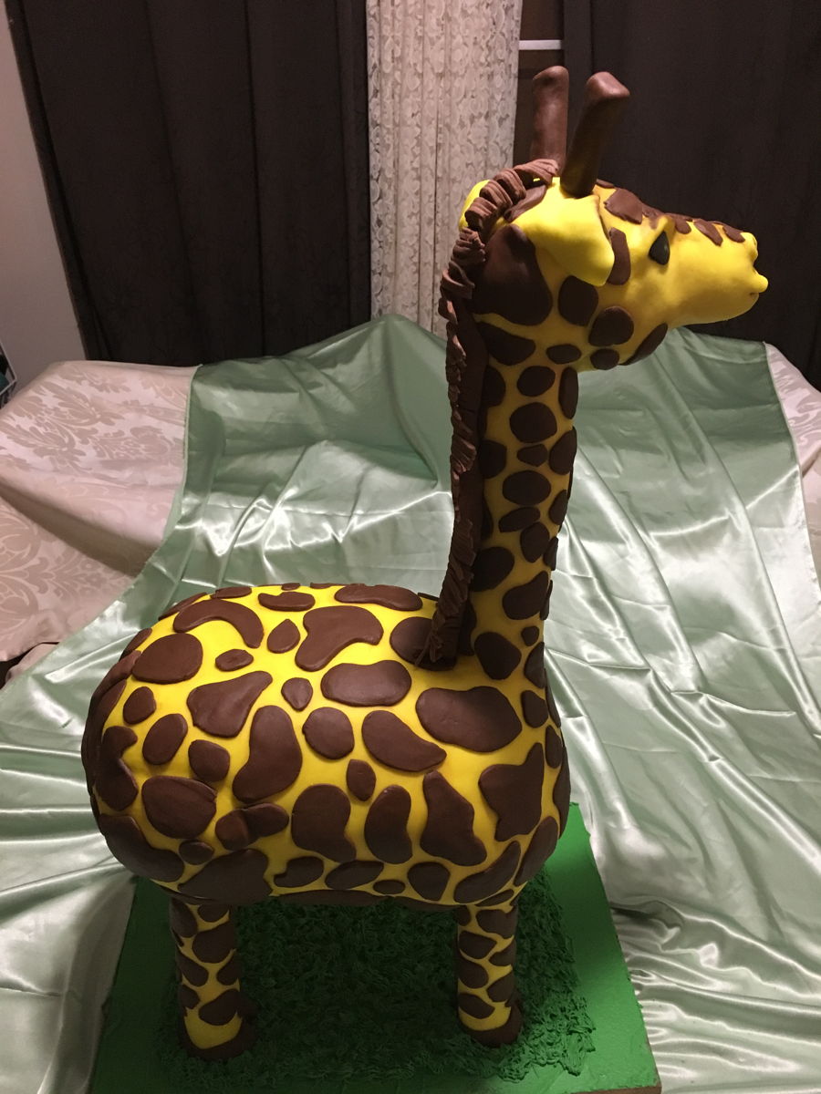 Giraffe - CakeCentral.com