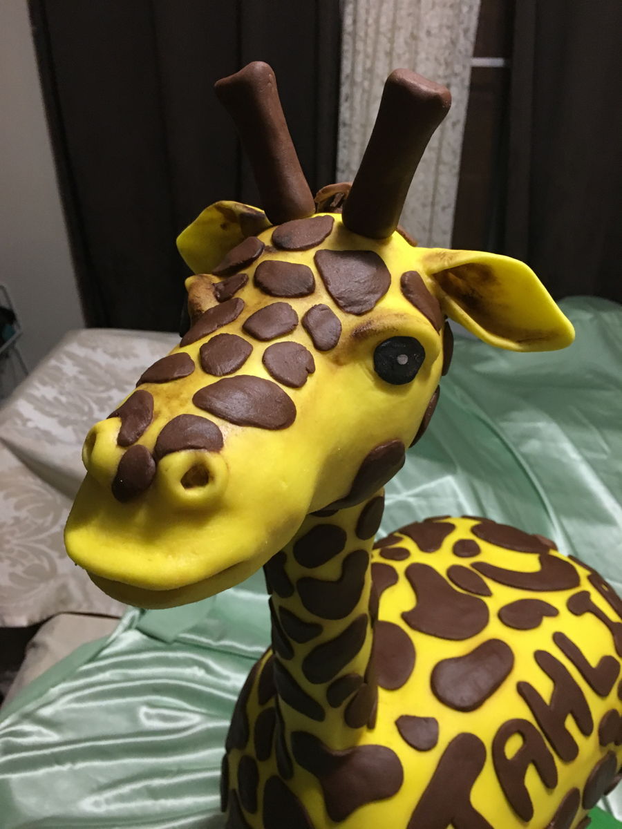 Giraffe - CakeCentral.com