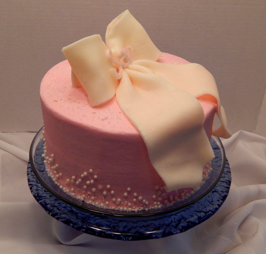 Bow Cake - CakeCentral.com