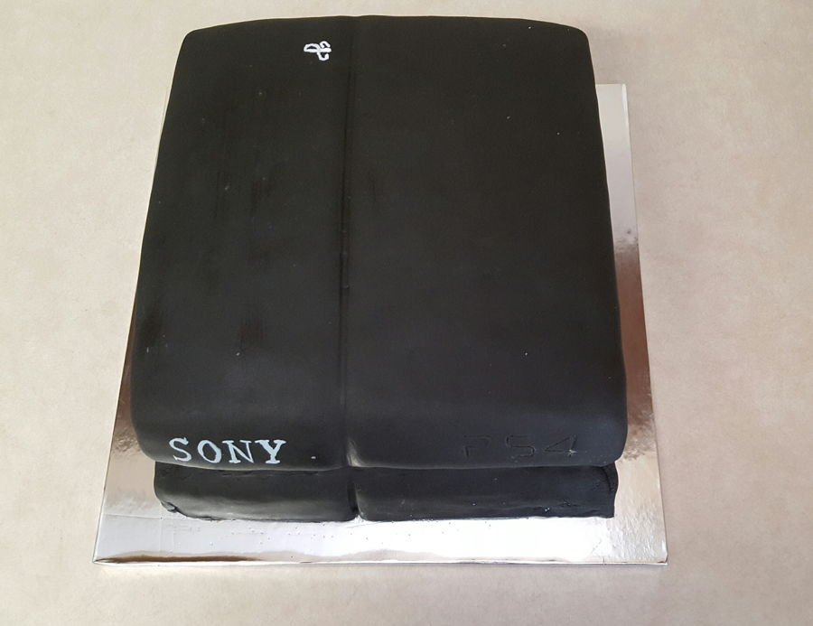 Ps4 Cake - CakeCentral.com