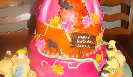 Elephant Baby Shower Cake - CakeCentral.com