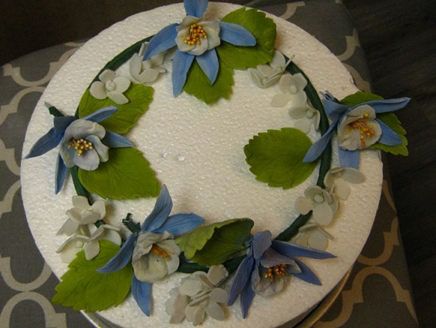 Gumpaste Columbine And Hydrangea - CakeCentral.com