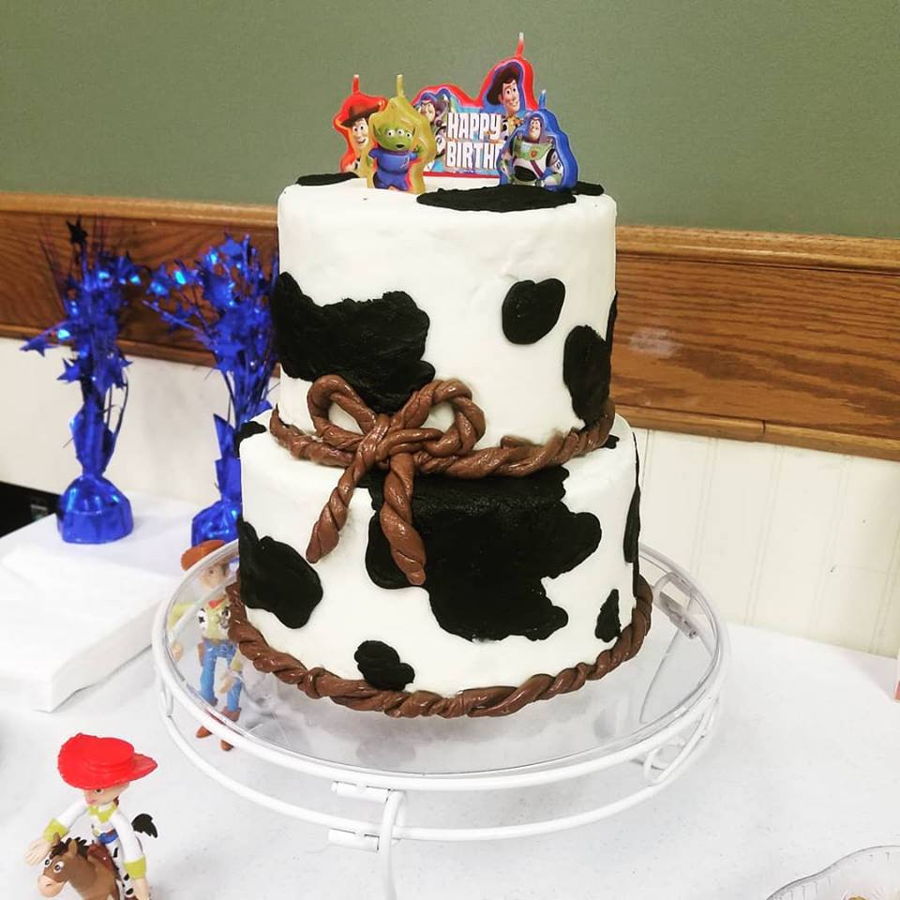 Toy Story/cow - CakeCentral.com