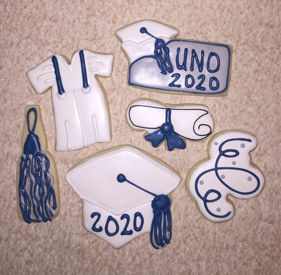 Uno Grad 2020 Cookies - CakeCentral.com