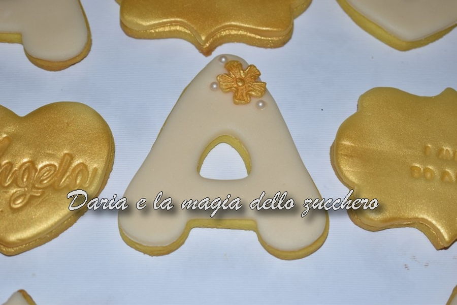 Gold And Ivory Cookies - CakeCentral.com